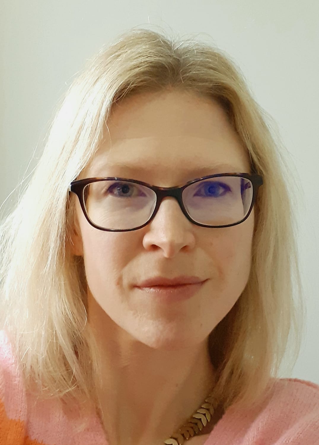 Lucy Roff | Specialist | Art and Design