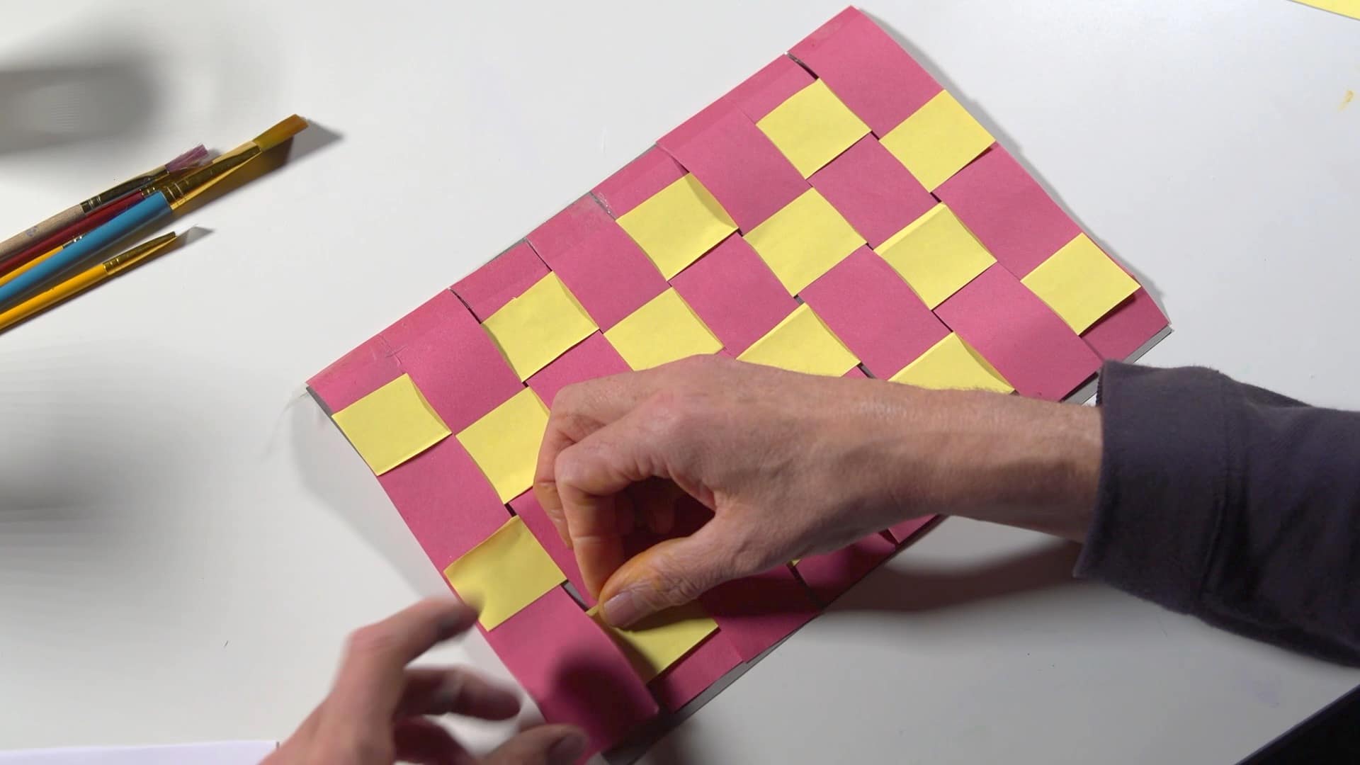 KS1 Y2: Art and Design: Craft: Weaving - Kapow Primary